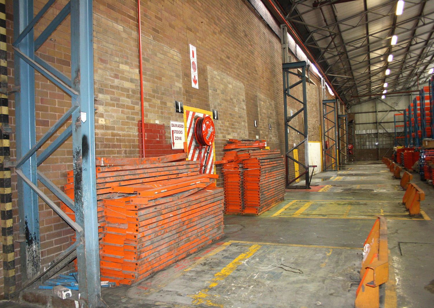 Corobrik's clay face brick firewall saves warehouse from inferno