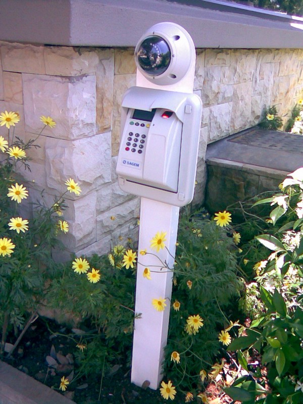 Gooseneck Vehicle Barrier Stand | Boomgate Systems